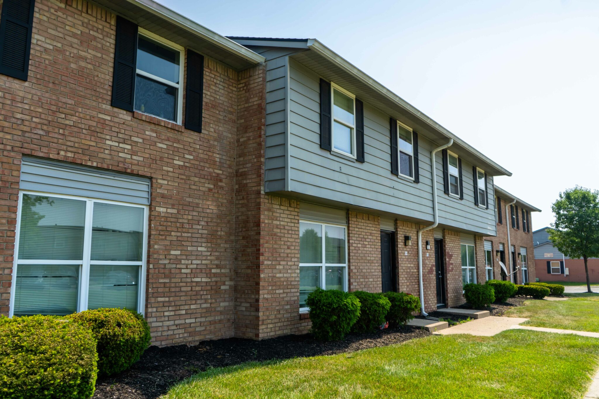 Meadowlark Apartments